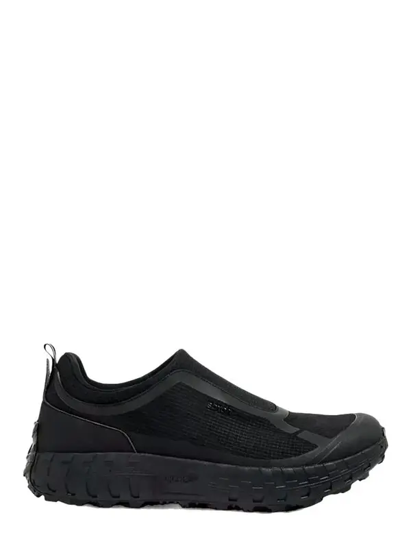 NORDA 003 Pitch Sneakers - Black