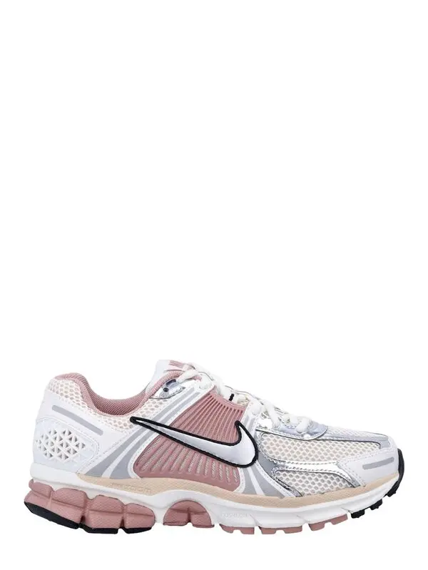 Nike Athletic Sneakers - Pink