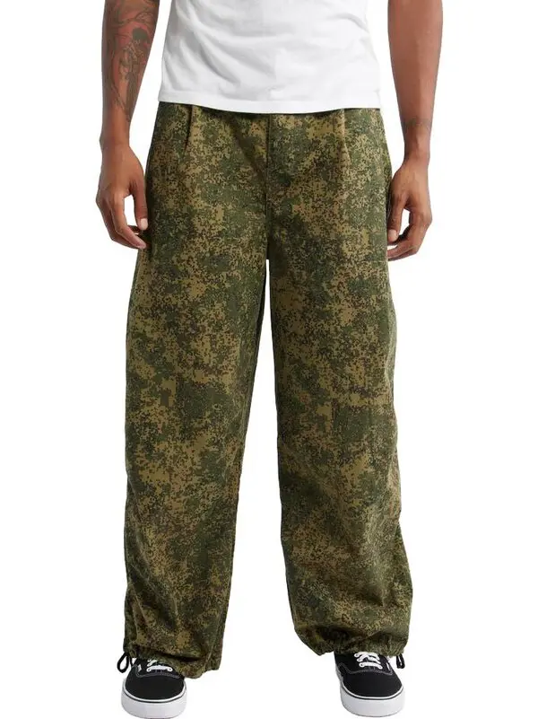 BDG URBAN OUTFITTERS Pixelated Camouflage Pants - Camo