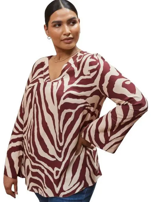 LIVE UNLIMITED Animal Print Split Sleeve Blouse - Cream