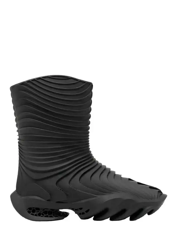 ALIVEFORM Stratum Fang Boots - Black