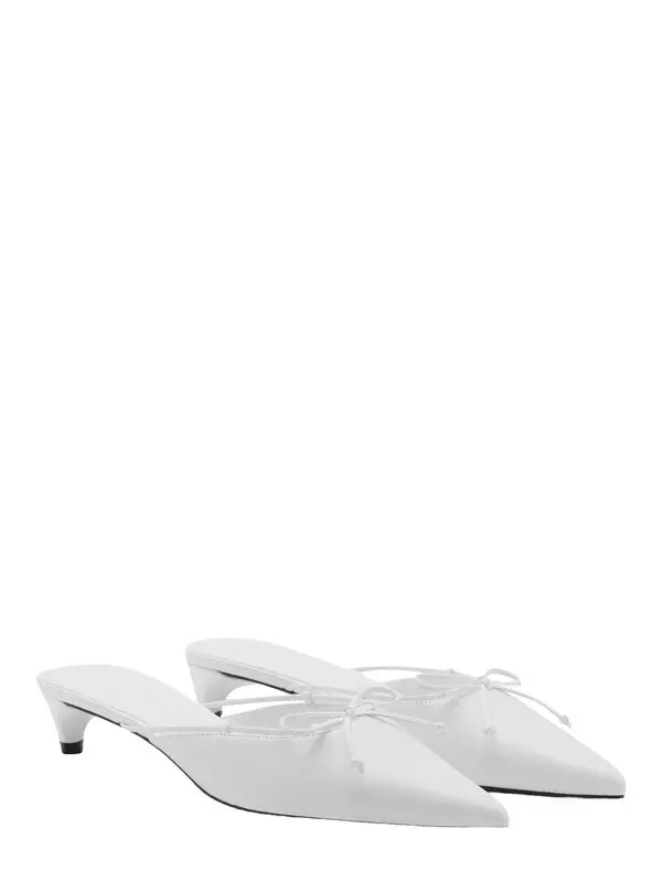 Mango Pointed Toe Pump - White