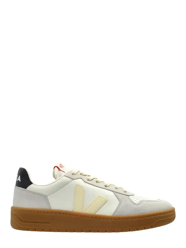 VEJA V-82 Sports Shoes - White