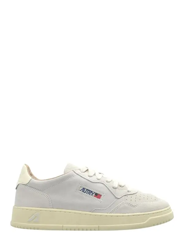 AUTRY Medalist Low Top Sneakers - Cream