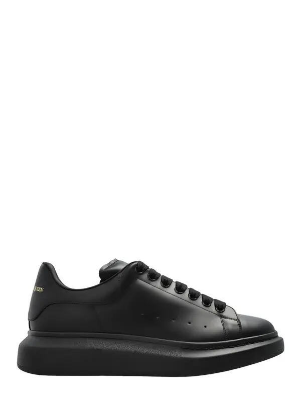 Alexander McQueen Sports Shoes With Logo - Black