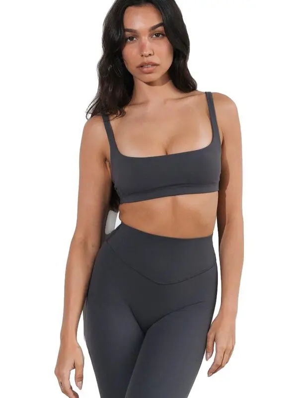 VITALITY Cloud Ii Petite Scoop Bra - Iron