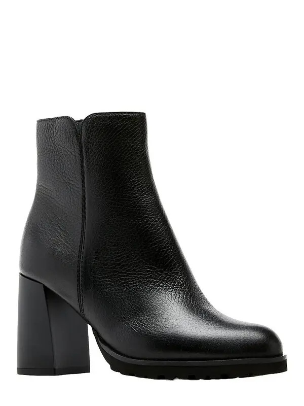 La Canadienne Maggie City Dry Pebbled Leather Ankle Boots - Black