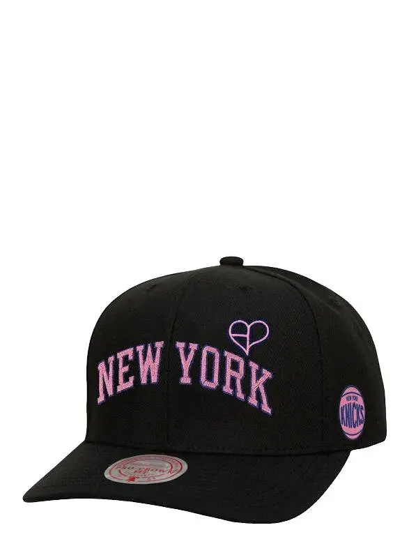 Mitchell & Ness X Pink Knicks Snapback - Black
