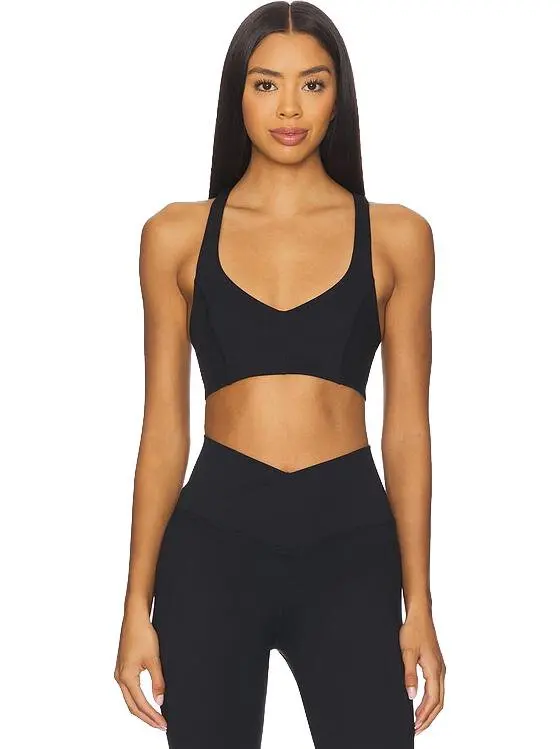 WELLBEING + BEINGWELL Flowwell Lexie Sports Bra - Black