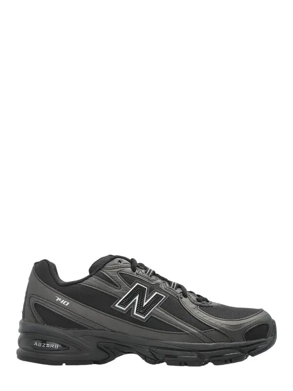 NEW BALANCE Sports Shoes - Black