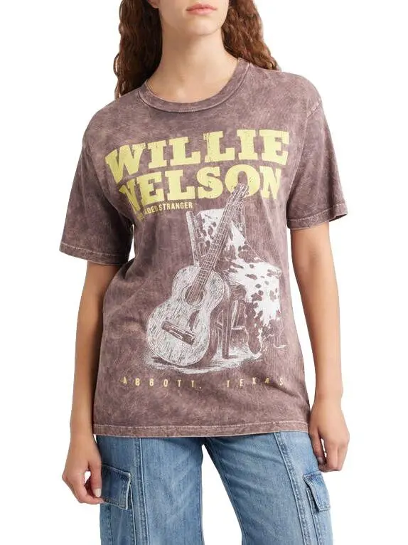 Daydreamer Willie Nelson Graphic T-shirt - Brown Stone Acid