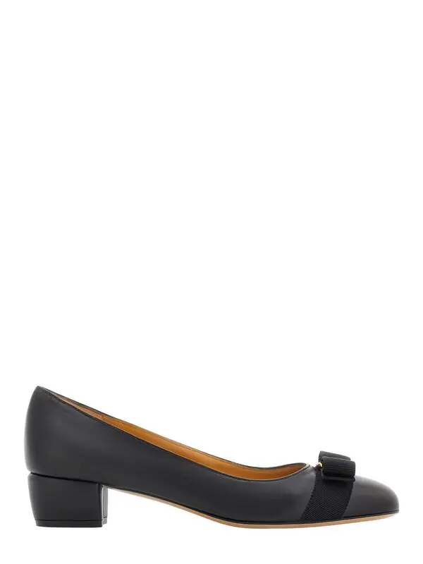 FERRAGAMO Vara Pump - Black