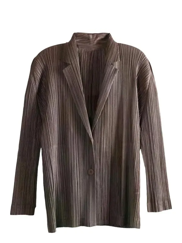 Issey Miyake Buttoned Pleated Jacket - Brown