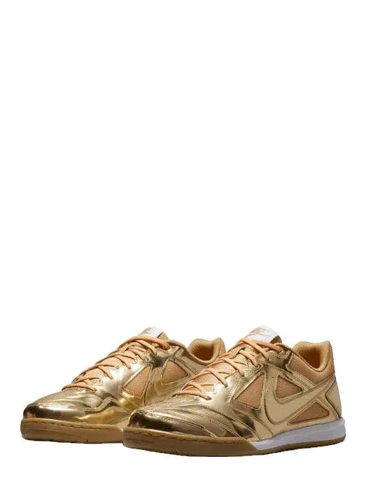 Nike Gato Lv8 Soccer Sneaker - Metallic Gold/white