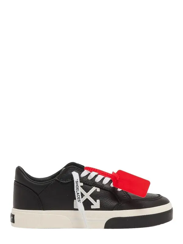 Off-White Low Top Sneakers - Black
