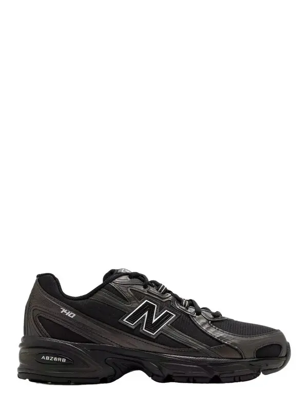 NEW BALANCE Panelled Sneakers - Black
