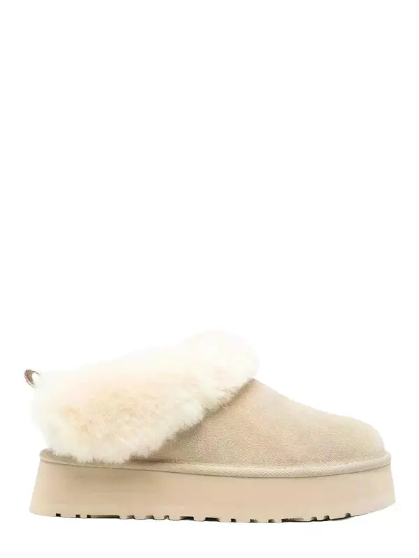 UGG Shearling Platform Boots - Neutrals