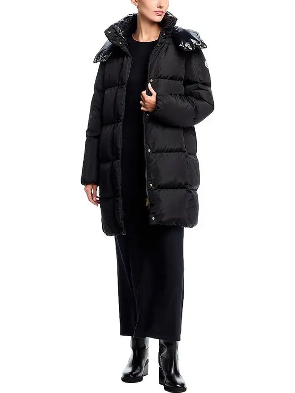 Moncler Hooded Puffer Coat - Black