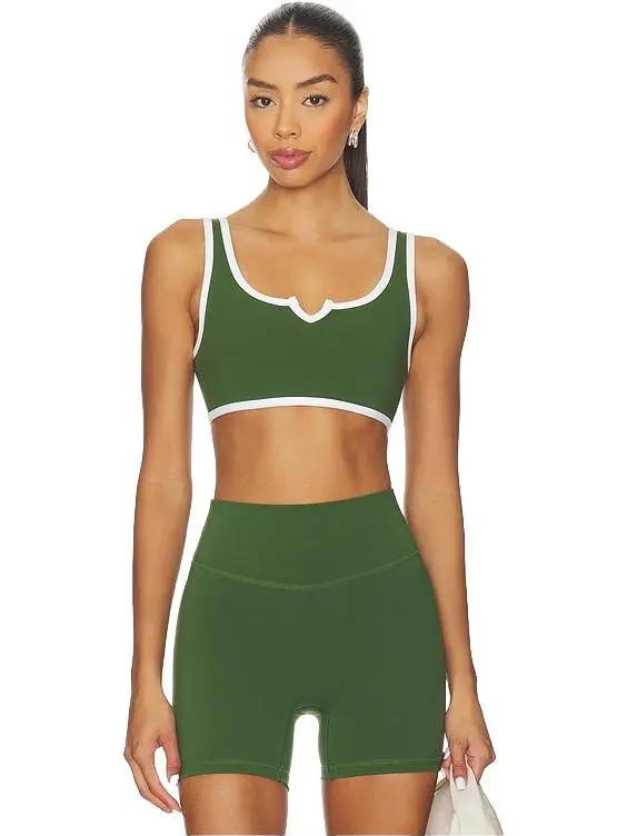 FORM V Scoop Sports Bra In Dark Green - Meadow & White