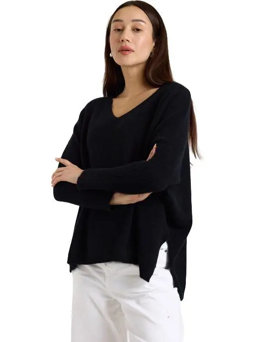 BRODIE CASHMERE Charlotte V-neck Cashmere Jumper - Black
