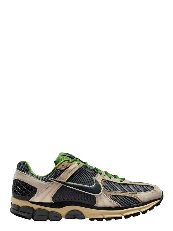 Nike Air Zoom Vomero 5 Sneakers - Tan