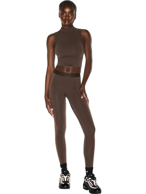 SKIMS Seamless Mock Neck Bra Top - Phoenix