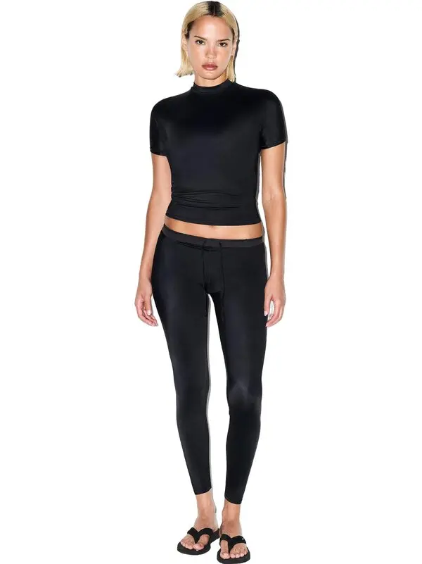SKIMS Short Sleeve Mock Neck Top | Black | | Nike Shine - Obsidian