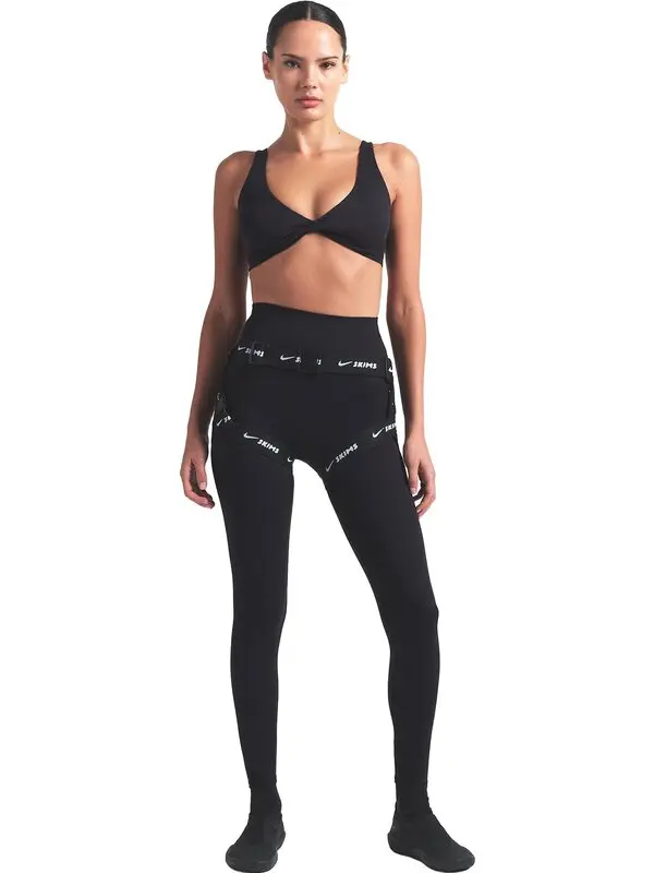 SKIMS 26" Legging | Deep Neutral | | Nike Matte - Obsidian