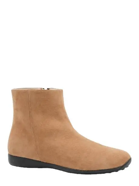 AMALFI BY RANGONI Suede Bootie - Toasted Cashmere