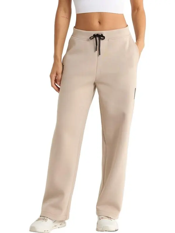 On Focus Tech Relaxed Fit Sweatpants - Desert