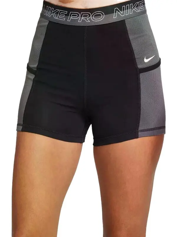 Nike Pocket Shorts - Black