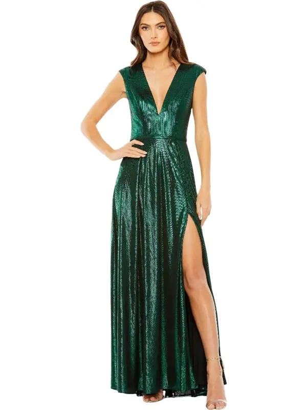 Mac Duggal Metallic Jersey Gown With V-neck And Slit - Emerald