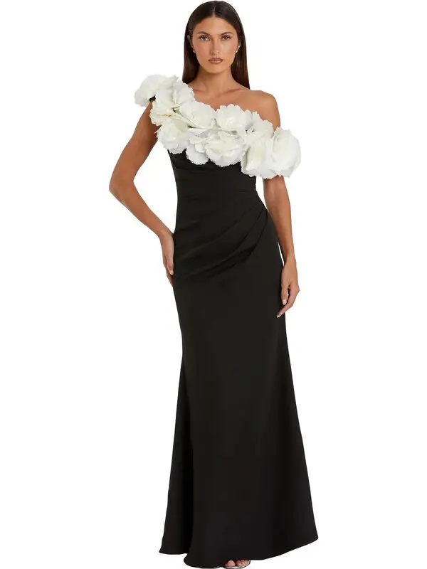Mac Duggal Jersey Gown With 3d Floral Detail - Black Cream