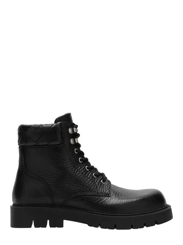 Bottega Veneta Leather Ankle Boots - Black