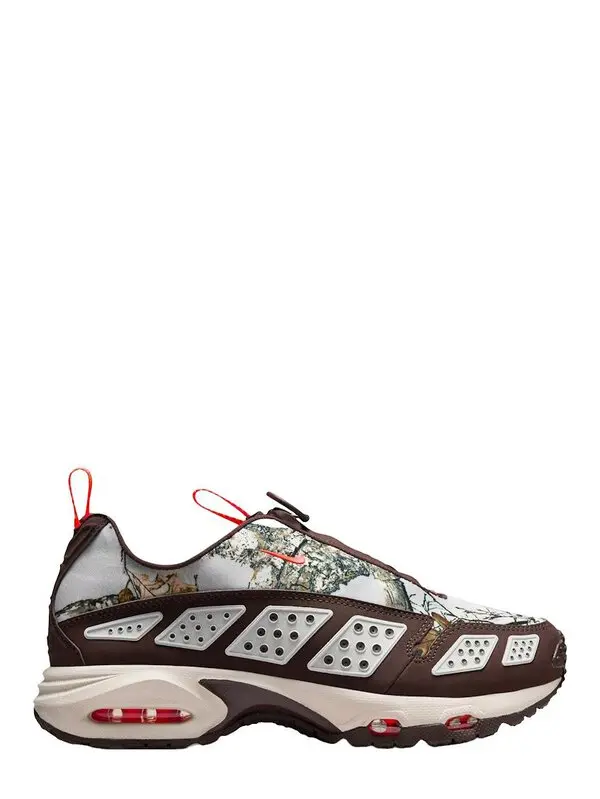 Nike Air Max Sunder Realtree Camo Sneakers - Light Orewood Brown/baroque Brown/hyper Crimson