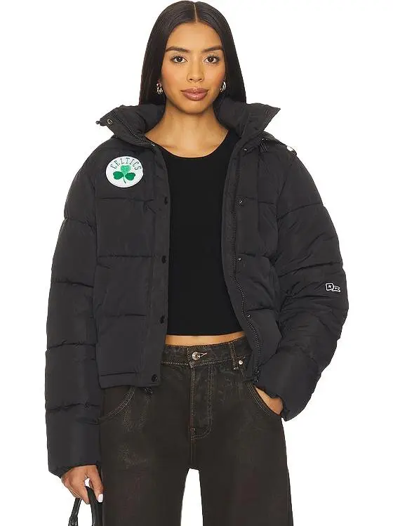 HYPE AND VICE Boston Celtics Puffer Jacket - Black