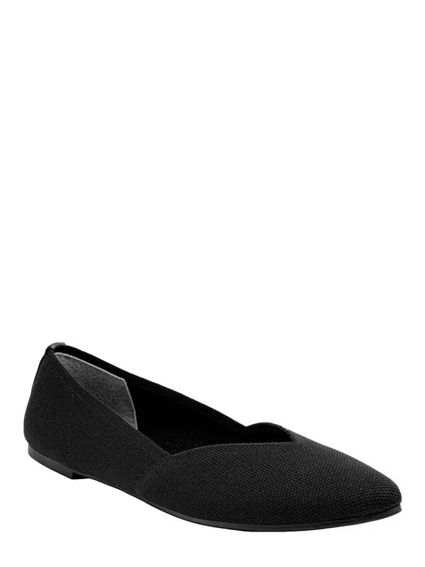 Me Too Alivia Pointed Toe Flat - Black