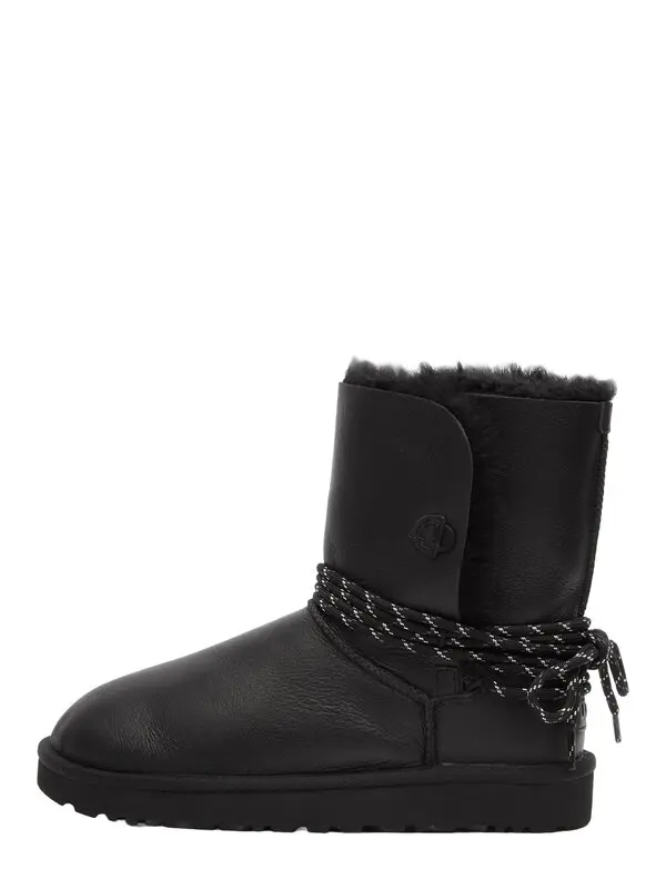 UGG Bailey Ankle Boot - Black