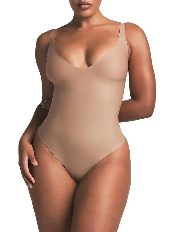 SKIMS Core Sculpt Plunge Bodysuit - Sienna