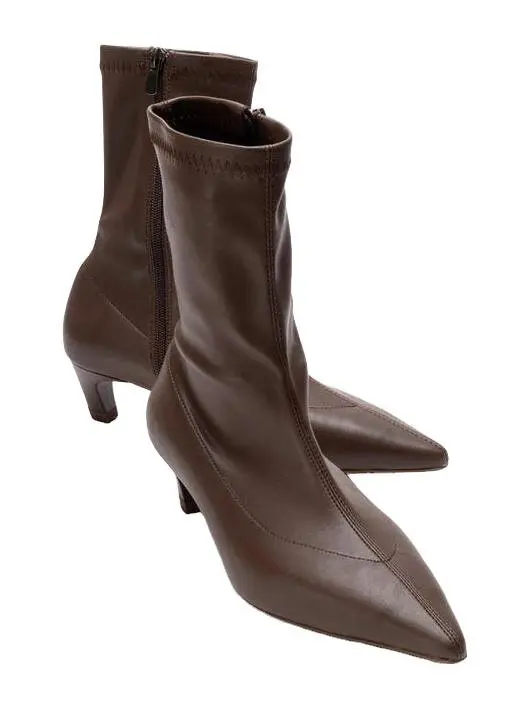 PROLOGUE SHOES Alora Kitten Heel Boot - Brown