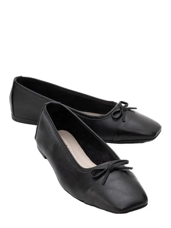 FOREVER & ALWAYS SHOES Leather Ballet Flat - Black