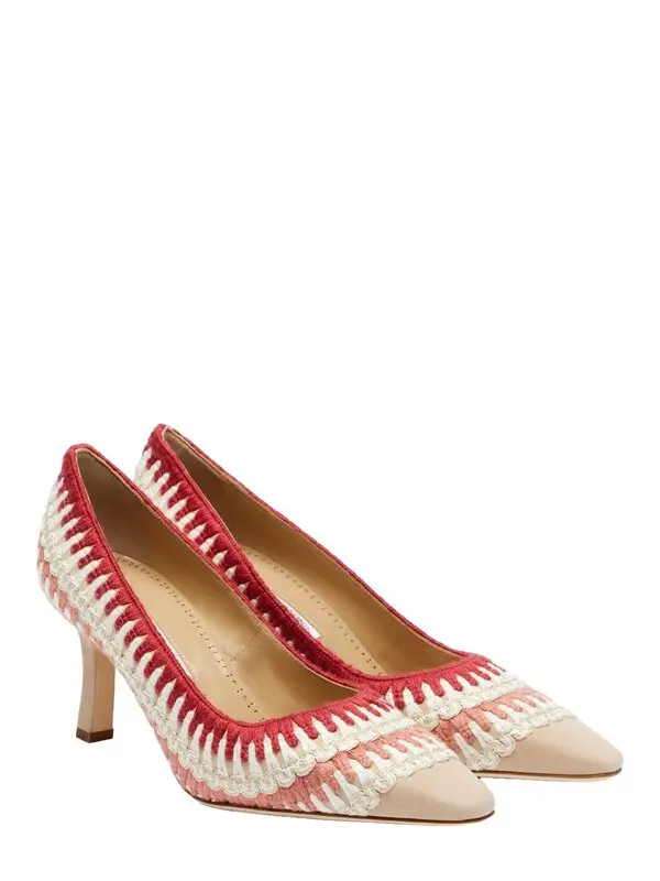 Manolo Blahnik Ombohi 70 Crochet Suede Pumps - Beige
