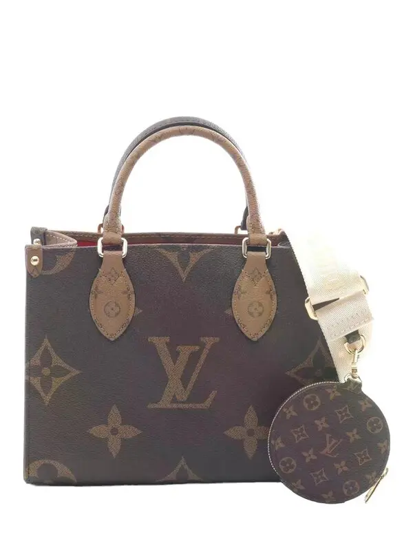 LOUIS VUITTON Monogram Reverse Giant Onthego Pm - Brown