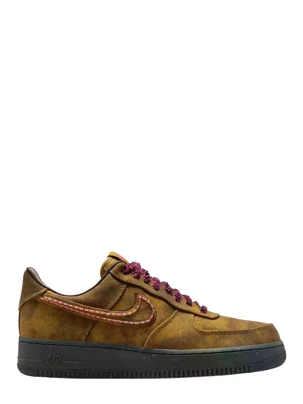 Nike Swoosh Sneakers - Brown