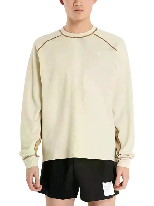 Nike Chinati Contrast-trim Long-sleeves T-shirt - Neutrals