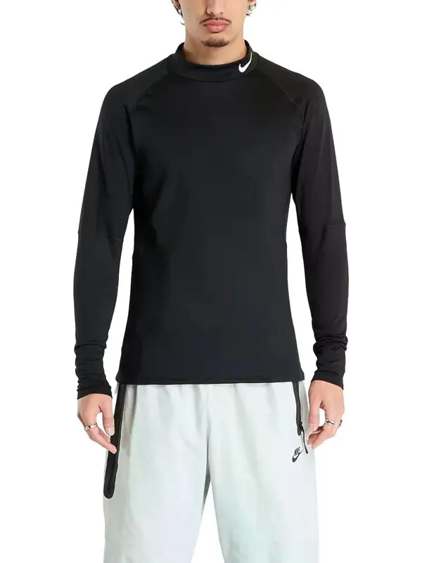 Nike Long-sleeved Slim Fit T-shirt - Black