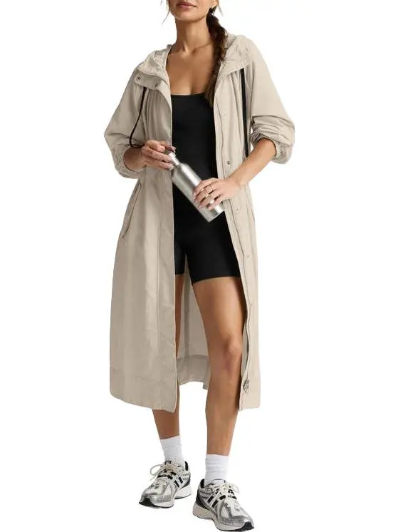 Beyond Yoga En Route Long Hooded Jacket - Sand