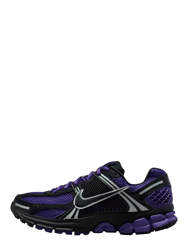 Nike Zoom Vomero Sneakers With Reflective Accents - Black
