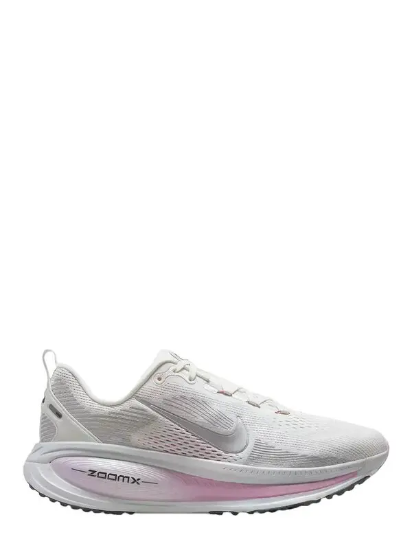 Nike Vomero 18 Sneakers - White