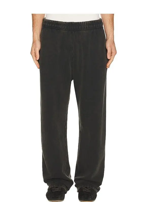 ENTIRE STUDIOS Straight Leg Sweatpant In Black - Washed Black